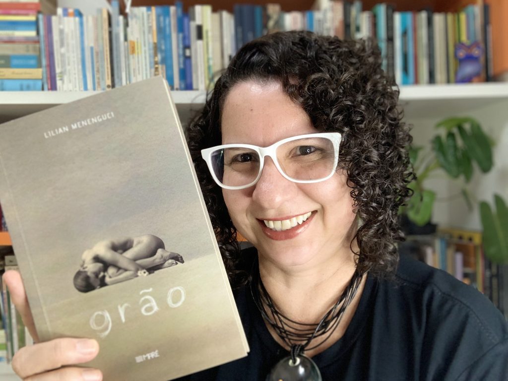 Lilian Menenguci lança o livro Grão em live no Dia Nacional do Escritor ...