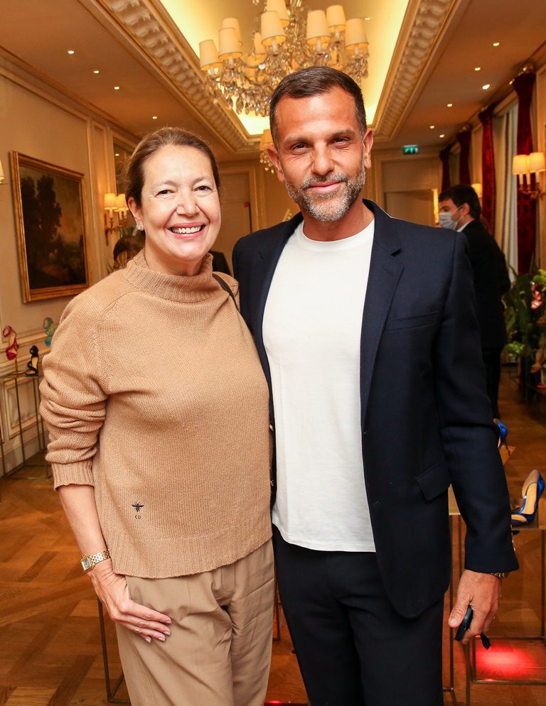 Alexandre Birman apresenta coleção Spring 22 em Paris - ES HOJE