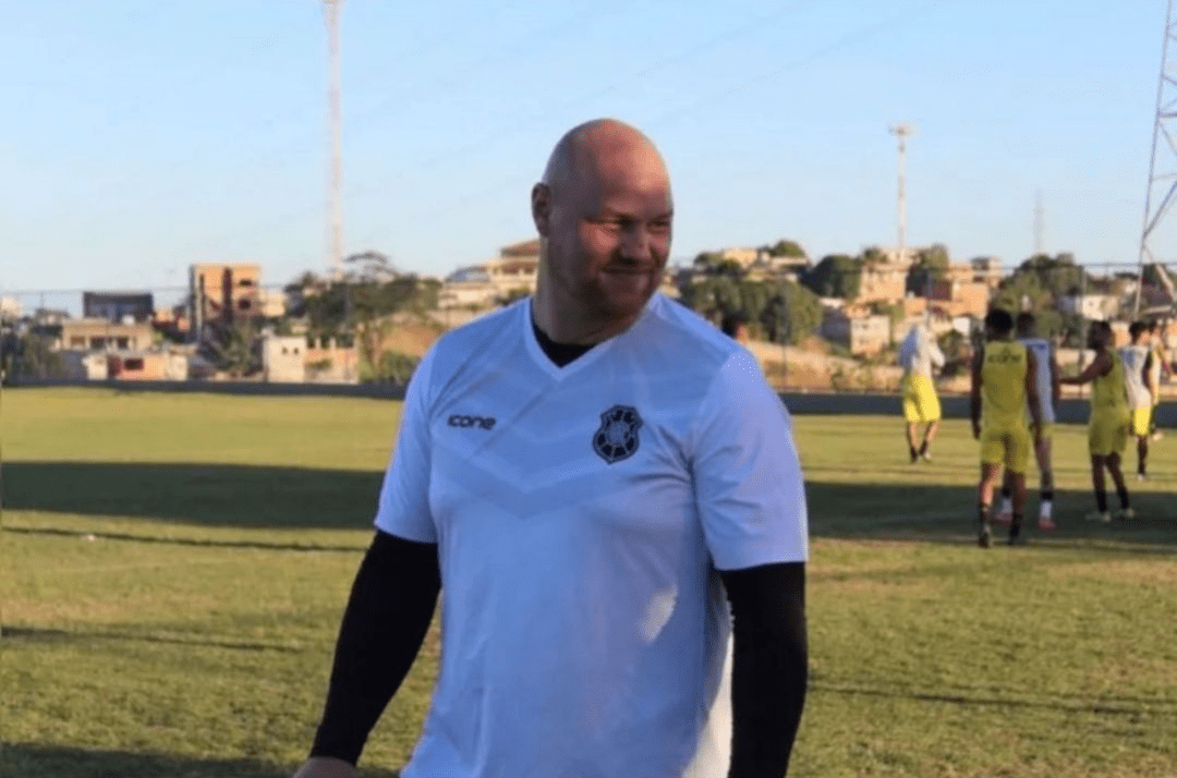 André Visser é o novo técnico do Estrela - ES HOJE