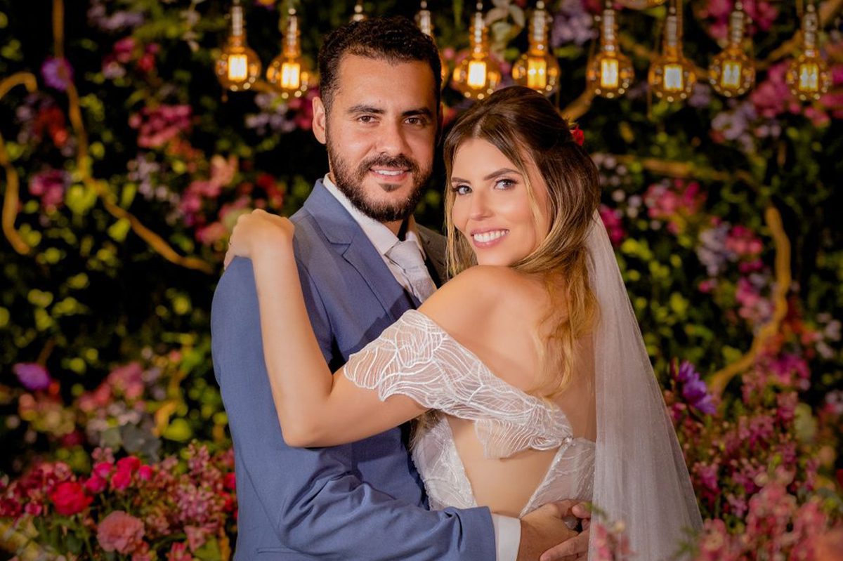 O casamento de Ana Paula Pasolini e Gabriel Faria - ES HOJE