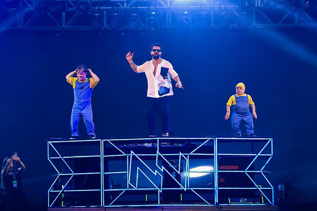 DJ leva público à loucura em apresentação no ES - ES HOJE