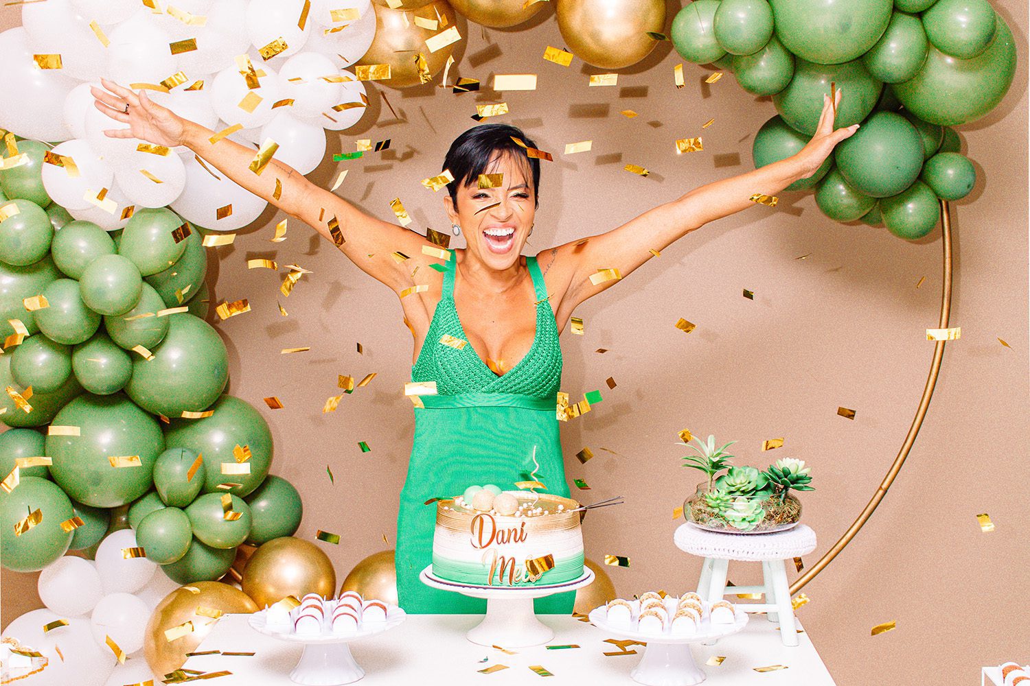 Dani Melo: “Mil e um motivos para celebrar a vida!” - ES HOJE
