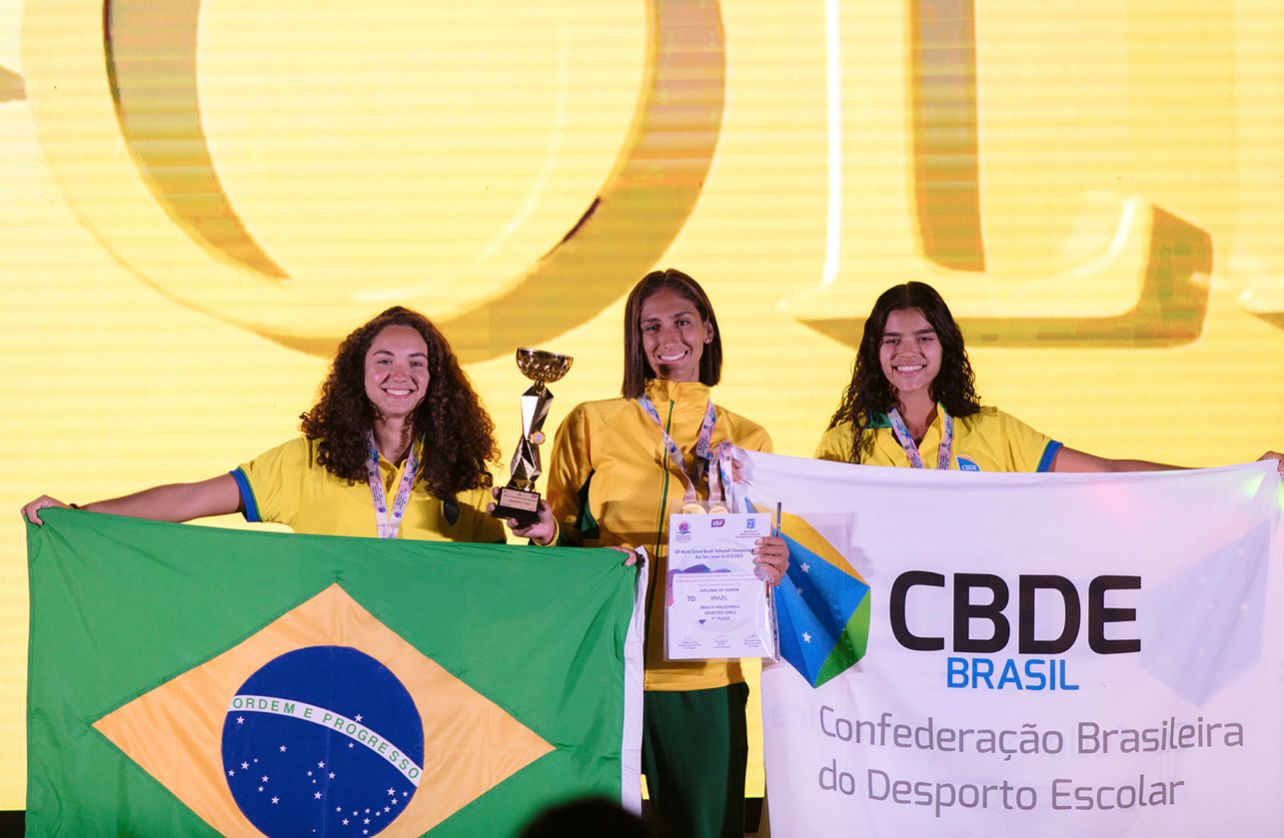 Capixaba é campeã mundial de vôlei de praia escolar - ES HOJE