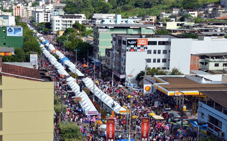 Castelo se torna destino importante da festa religiosa - ES HOJE