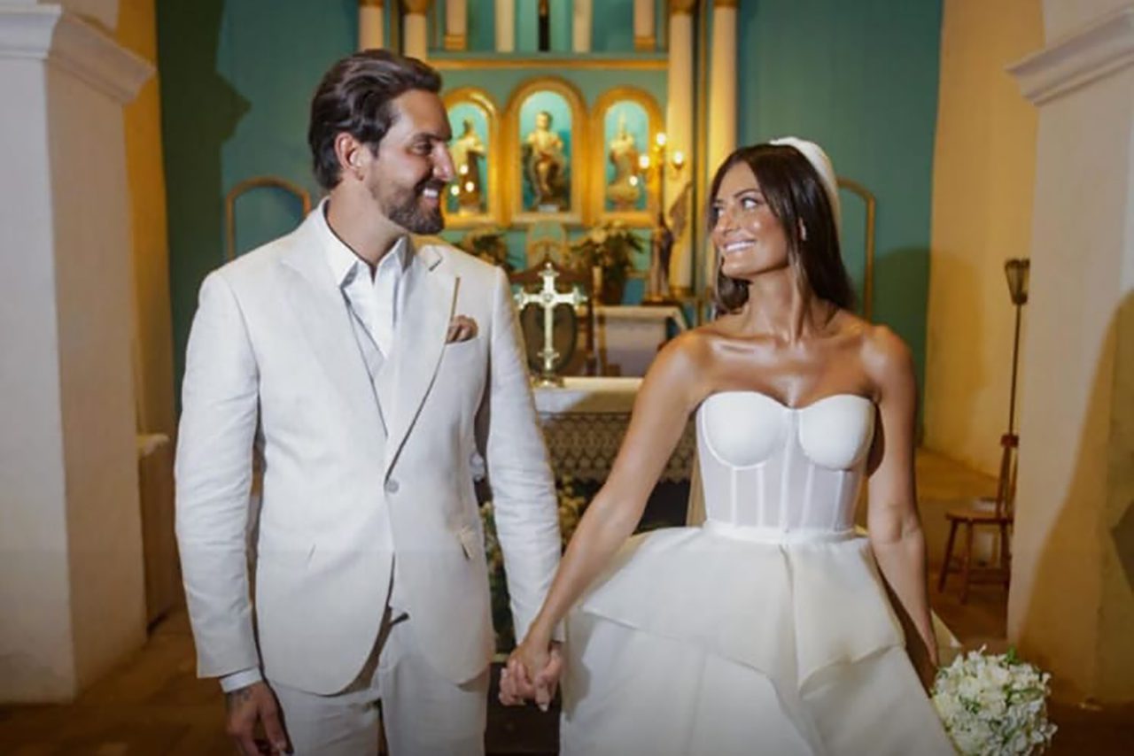 Felipe Pezzoni e Rossana Agnoletto se casam em Trancoso - ES HOJE