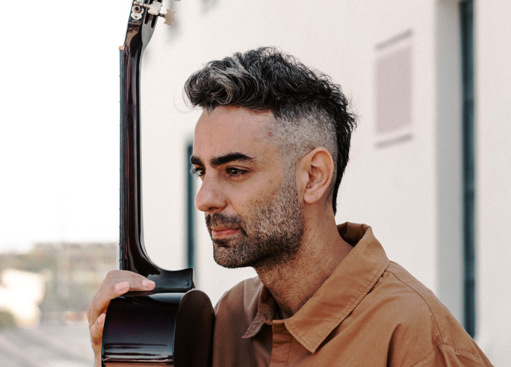 Douglas Lopes celebra sua carreira com show em Vitória - ES HOJE