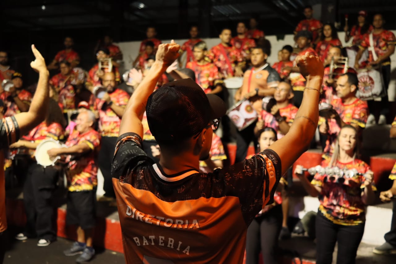 Encontro de Gigantes: MUG recebe Jucutuquara para uma noite de samba ...