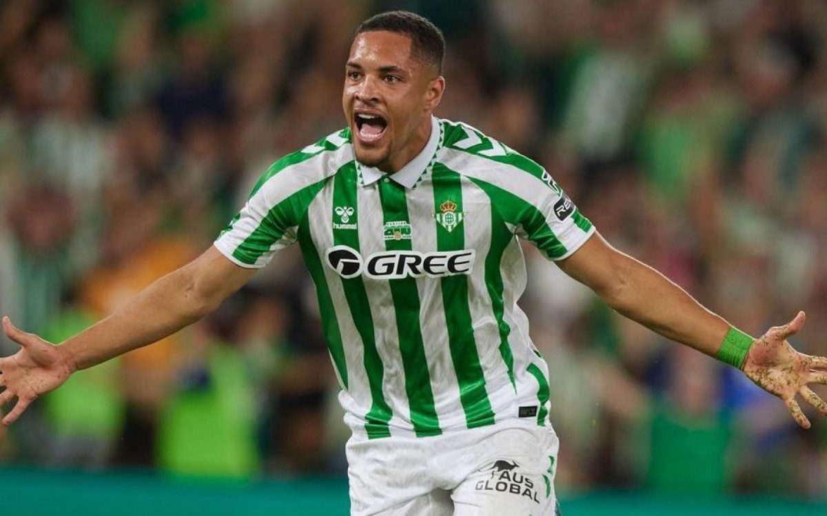 Betis anuncia fim de empréstimo e se despede de Vitor Roque - ES HOJE