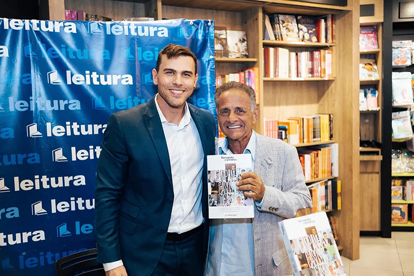Fernando Carreiro lança Campanhas, Casos & Cases - ES HOJE