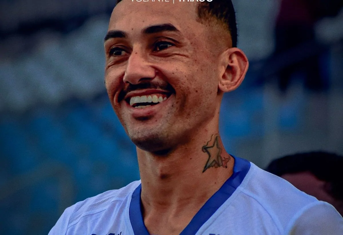 Thiago Ramos é mais um contrato renovado no alvianil - ES HOJE
