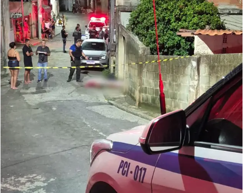 VÍDEO | Homem é executado em ataque com mais de 30 tiros na Serra - ES HOJE